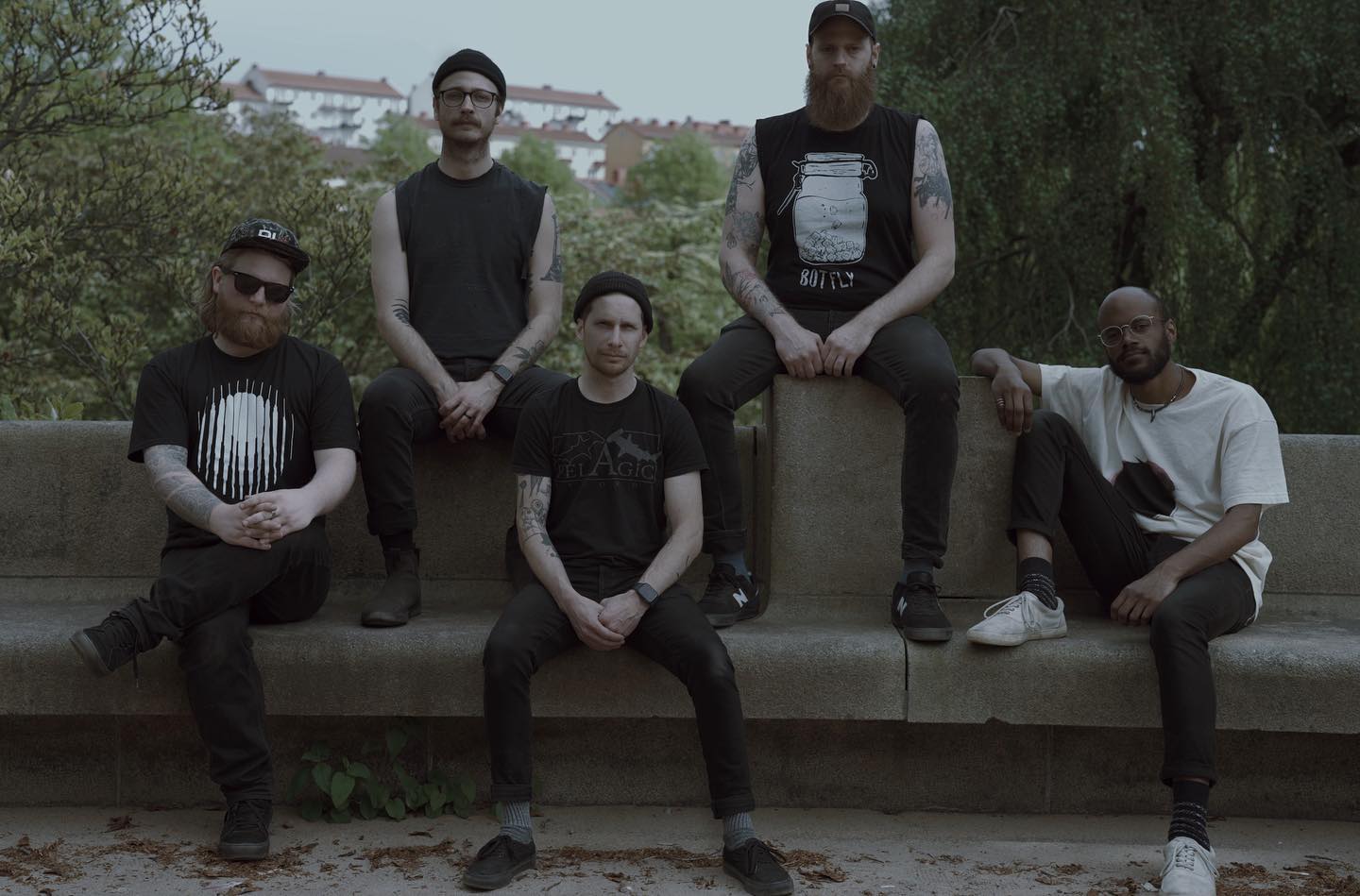 SHY, LOW - Reggies Chicago